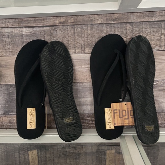 Flojos | Shoes | New Flojos Most Comfortable Flip Flop Ever | Poshmark